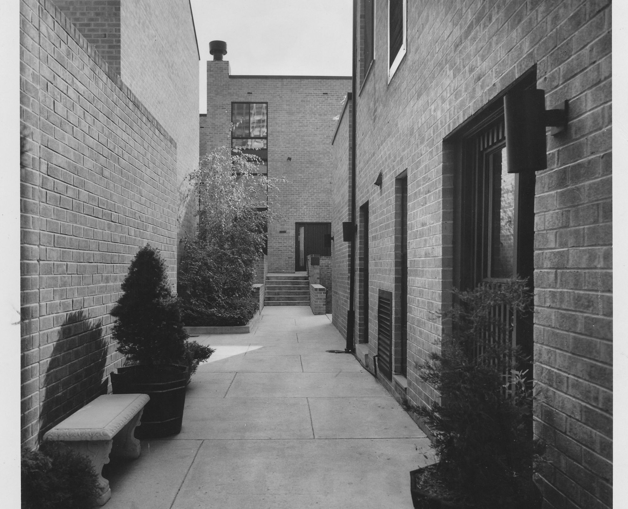 Lessons from a Modern Master of Low-Rise Housing - Kenneth Caldwell